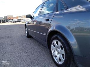 Grey Audi A4 2001 in Jonava, with an engine capacity of 2.00 L and mileage of 136 thousand km for 1700 €, photo 12 on AUTOMOTO.COM.LV