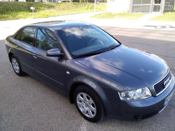 Pelēks Audi A4 2001 Jonava, ar dzinēja tilpumu 2.00 L un nobraukumu 136 tūkst. km par 1700 €, foto 9 vietnē AUTOMOTO.COM.LV