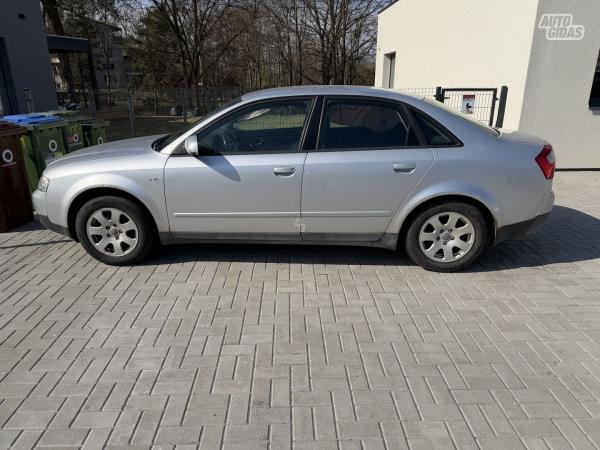 Серый Ауди А4 2001 в Каунас, объемом двигателя 1.90 л и пробегом 400 тыс. км за 600 €, фото 4 на AUTOMOTO.COM.LV