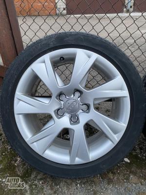 Pelēks Audi A4 2001 Kauņa, ar dzinēja tilpumu 1.90 L un nobraukumu 400 tūkst. km par 600 €, foto 14 vietnē AUTOMOTO.COM.LV