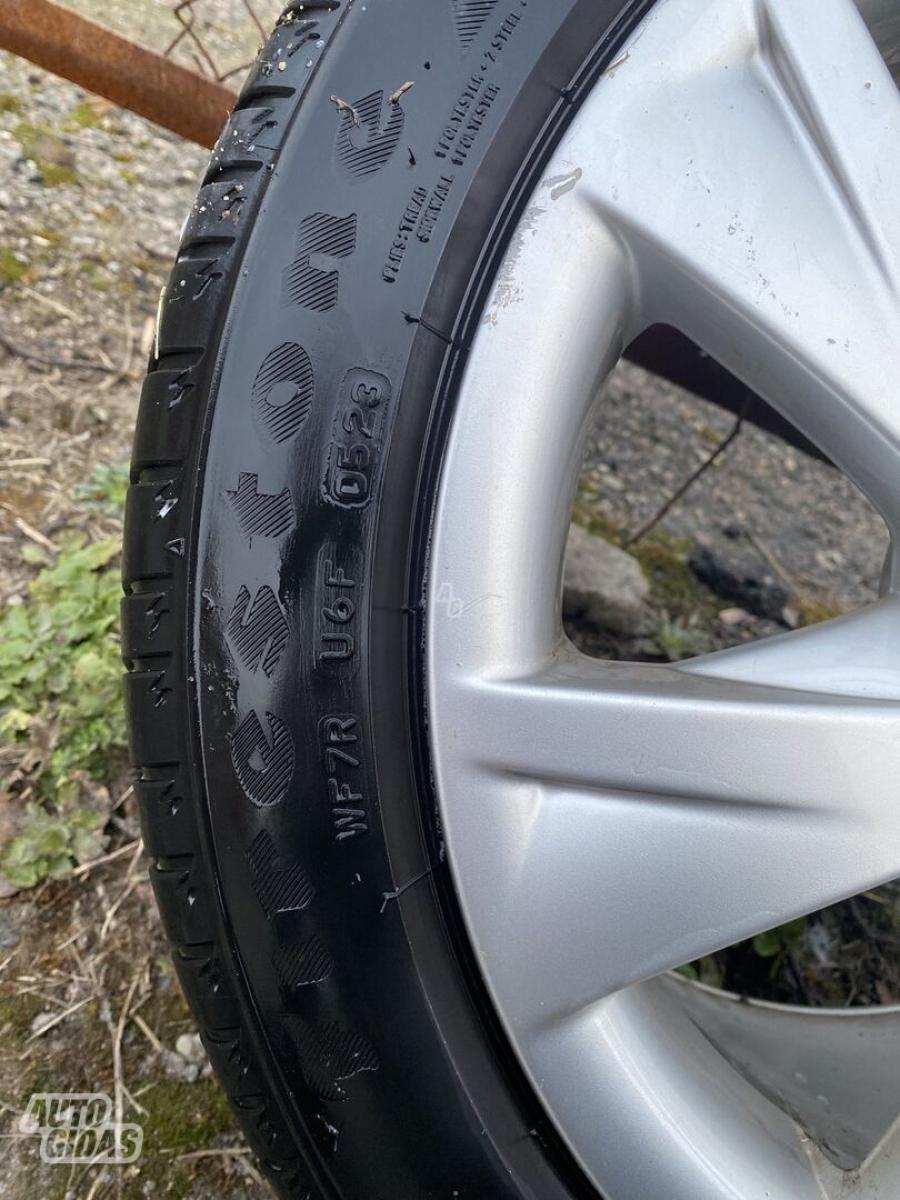 Pelēks Audi A4 2001 Kauņa, ar dzinēja tilpumu 1.90 L un nobraukumu 400 tūkst. km par 600 €, foto 16 vietnē AUTOMOTO.COM.LV