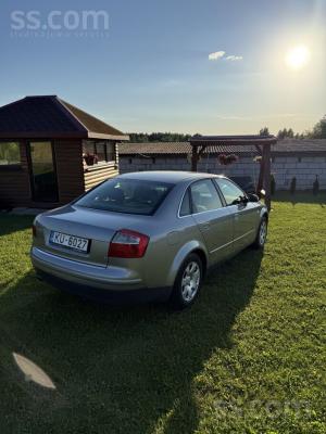 Pelēks Audi A4 2001 Rēzekne, ar dzinēja tilpumu 2.00 L un nobraukumu 255 tūkst. km par 1100 €, foto 4 vietnē AUTOMOTO.COM.LV