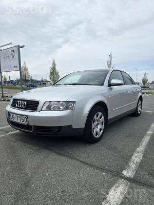 Pelēks Audi A4 2001 Rīga, ar dzinēja tilpumu 2.00 L un nobraukumu 241 tūkst. km par 2200 €, foto 4 vietnē AUTOMOTO.COM.LV