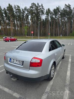 Pelēks Audi A4 2001 Rīga, ar dzinēja tilpumu 2.00 L un nobraukumu 241 tūkst. km par 2200 €, foto 5 vietnē AUTOMOTO.COM.LV