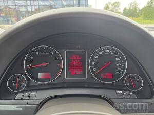 Pelēks Audi A4 2001 Rīga, ar dzinēja tilpumu 2.00 L un nobraukumu 241 tūkst. km par 2200 €, foto 6 vietnē AUTOMOTO.COM.LV