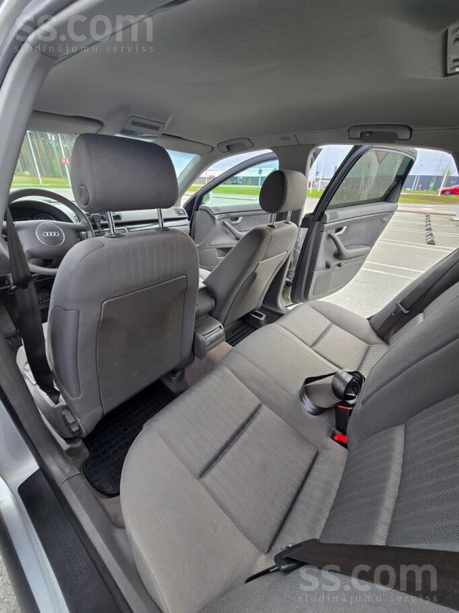 Pelēks Audi A4 2001 Rīga, ar dzinēja tilpumu 2.00 L un nobraukumu 241 tūkst. km par 2200 €, foto 9 vietnē AUTOMOTO.COM.LV