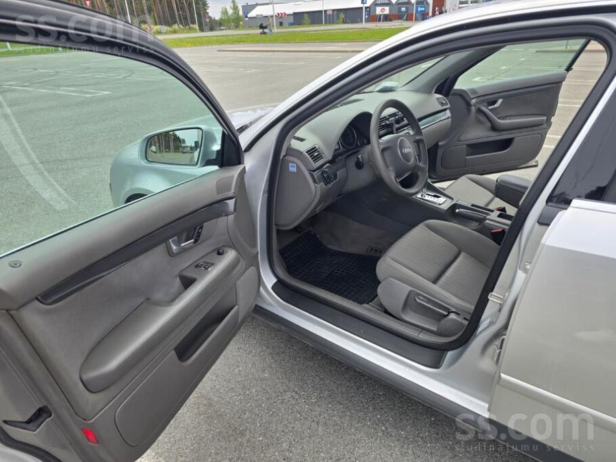 Pelēks Audi A4 2001 Rīga, ar dzinēja tilpumu 2.00 L un nobraukumu 241 tūkst. km par 2200 €, foto 11 vietnē AUTOMOTO.COM.LV
