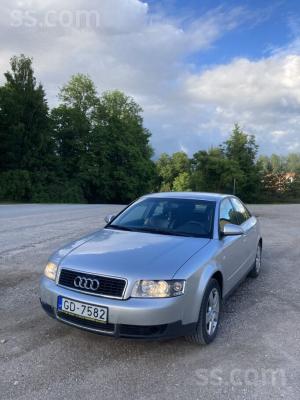Pelēks Audi A4 2001 Cēsis, ar dzinēja tilpumu 2.00 L un nobraukumu 223 tūkst. km par 1250 €, foto  vietnē AUTOMOTO.COM.LV