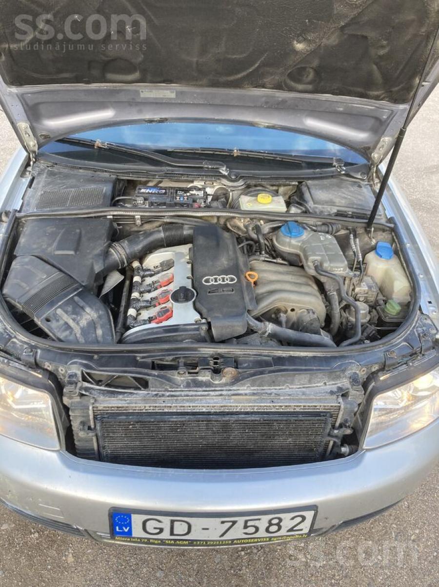 Grey Audi A4 2001 in Cesis, with an engine capacity of 2.00 L and mileage of 223 thousand km for 1250 €, photo 6 on AUTOMOTO.COM.LV