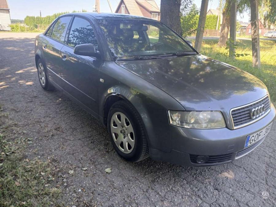 Grey Audi A4 2001 in Siauliai, with an engine capacity of 2.00 L and mileage of 375 thousand km for 1200 €, photo 3 on AUTOMOTO.COM.LV