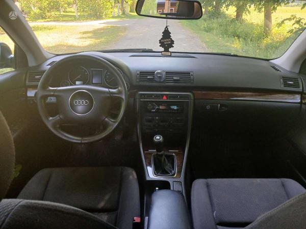 Grey Audi A4 2001 in Siauliai, with an engine capacity of 2.00 L and mileage of 375 thousand km for 1200 €, photo 5 on AUTOMOTO.COM.LV