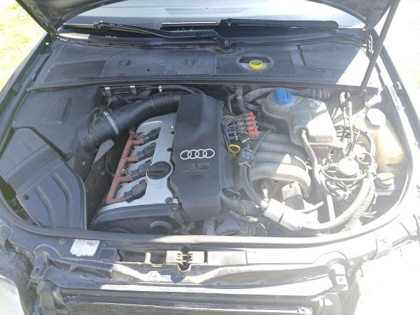 Grey Audi A4 2001 in Siauliai, with an engine capacity of 2.00 L and mileage of 375 thousand km for 1200 €, photo 9 on AUTOMOTO.COM.LV