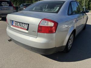 Grey Audi A4 2001 in Visaginas, with an engine capacity of 2.00 L and mileage of 345 thousand km for 1400 €, photo 5 on AUTOMOTO.COM.LV