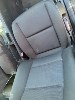 Grey Audi A4 2001 in Visaginas, with an engine capacity of 2.00 L and mileage of 345 thousand km for 1400 €, photo 11 on AUTOMOTO.COM.LV