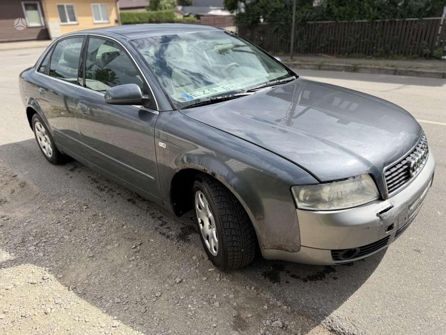 Grey Audi A4 2001 in Kaunas, with an engine capacity of 1.90 L and mileage of 499 thousand km for 550 €, photo 6 on AUTOMOTO.COM.LV