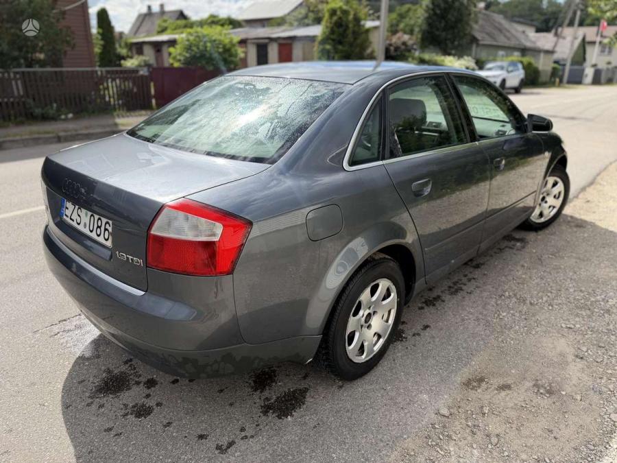 Grey Audi A4 2001 in Kaunas, with an engine capacity of 1.90 L and mileage of 499 thousand km for 550 €, photo 9 on AUTOMOTO.COM.LV