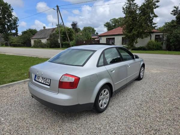 Grey Audi A4 2001 in Ventspils, with an engine capacity of 2.00 L and mileage of 392 thousand km for 1100 €, photo 6 on AUTOMOTO.COM.LV
