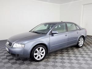 Pelēks Audi A4 2001 Tallina, ar dzinēja tilpumu 1.90 L un nobraukumu 289 tūkst. km par 999 €, foto 10 vietnē AUTOMOTO.COM.LV