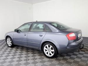 Pelēks Audi A4 2001 Tallina, ar dzinēja tilpumu 1.90 L un nobraukumu 289 tūkst. km par 999 €, foto 12 vietnē AUTOMOTO.COM.LV