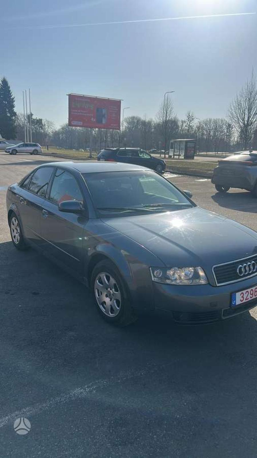 Pelēks Audi A4 2001 Kauņa, ar dzinēja tilpumu 1.90 L un nobraukumu 396 tūkst. km par 1350 €, foto 11 vietnē AUTOMOTO.COM.LV
