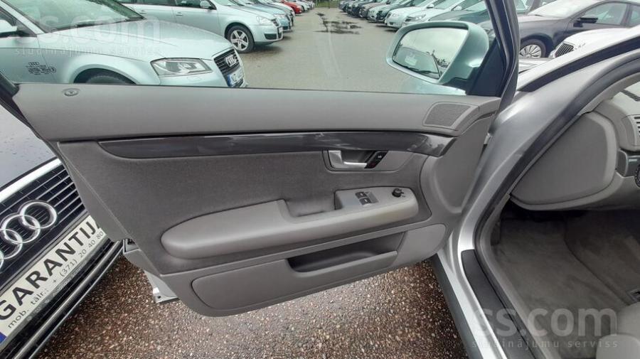 Pelēks Audi A4 2001 Rīga, ar dzinēja tilpumu 2.00 L un nobraukumu 110 tūkst. km par 3100 €, foto 16 vietnē AUTOMOTO.COM.LV