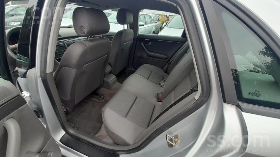 Pelēks Audi A4 2001 Rīga, ar dzinēja tilpumu 2.00 L un nobraukumu 110 tūkst. km par 3100 €, foto 18 vietnē AUTOMOTO.COM.LV