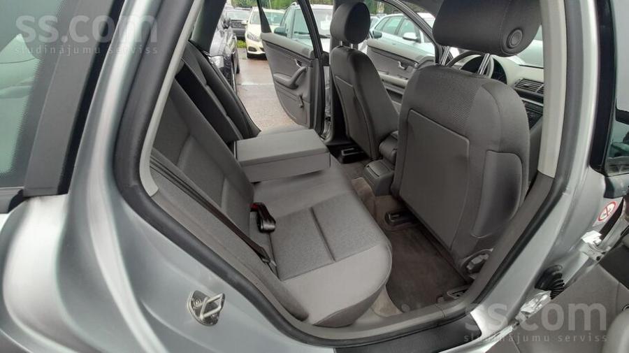 Pelēks Audi A4 2001 Rīga, ar dzinēja tilpumu 2.00 L un nobraukumu 110 tūkst. km par 3100 €, foto 25 vietnē AUTOMOTO.COM.LV