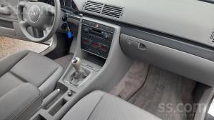 Pelēks Audi A4 2001 Rīga, ar dzinēja tilpumu 2.00 L un nobraukumu 110 tūkst. km par 3100 €, foto 26 vietnē AUTOMOTO.COM.LV