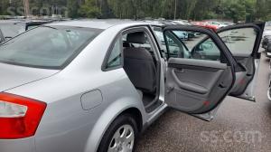 Pelēks Audi A4 2001 Rīga, ar dzinēja tilpumu 2.00 L un nobraukumu 110 tūkst. km par 3100 €, foto 33 vietnē AUTOMOTO.COM.LV