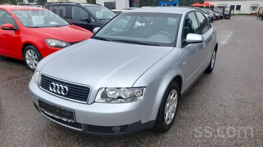 Pelēks Audi A4 2001 Rīga, ar dzinēja tilpumu 2.00 L un nobraukumu 110 tūkst. km par 3100 €, foto 36 vietnē AUTOMOTO.COM.LV