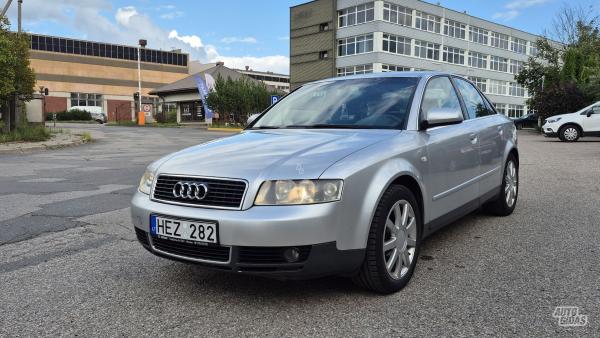 Audi A4 2001 in Utena on AUTOMOTO.COM.LV Grey Audi A4 2001 in Utena, with an engine capacity of 1.90 L and mileage of 430 thousand km for 1050 €, photo 4 on AUTOMOTO.COM.LV