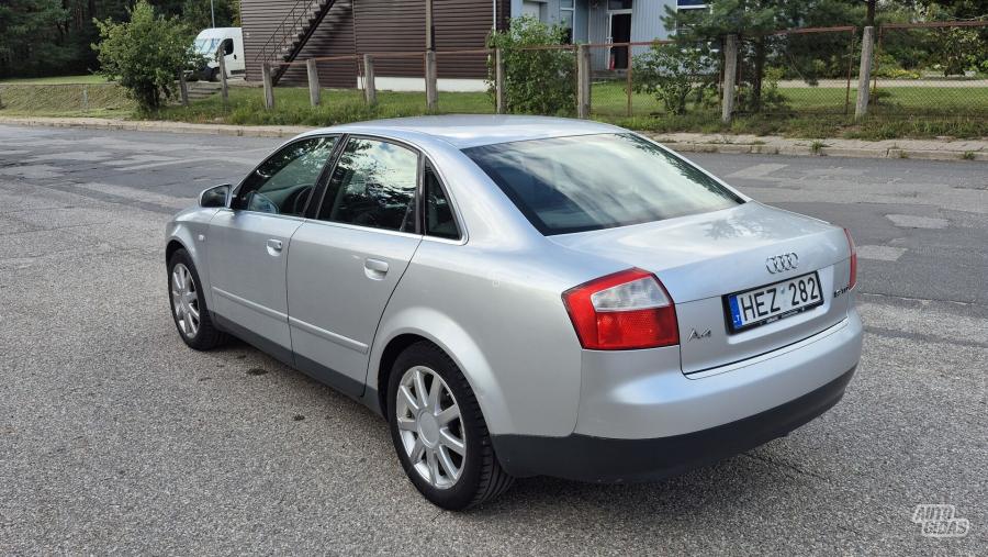 Pelēks Audi A4 2001 Utena, ar dzinēja tilpumu 1.90 L un nobraukumu 430 tūkst. km par 1050 €, foto 8 vietnē AUTOMOTO.COM.LV
