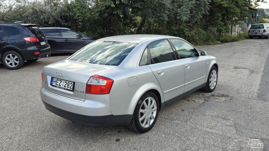 Pelēks Audi A4 2001 Utena, ar dzinēja tilpumu 1.90 L un nobraukumu 430 tūkst. km par 1050 €, foto 10 vietnē AUTOMOTO.COM.LV