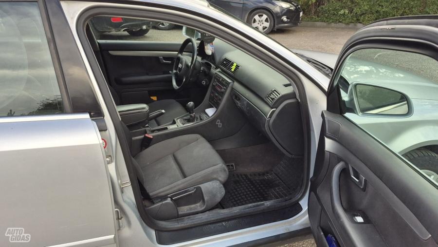 Pelēks Audi A4 2001 Utena, ar dzinēja tilpumu 1.90 L un nobraukumu 430 tūkst. km par 1050 €, foto 13 vietnē AUTOMOTO.COM.LV
