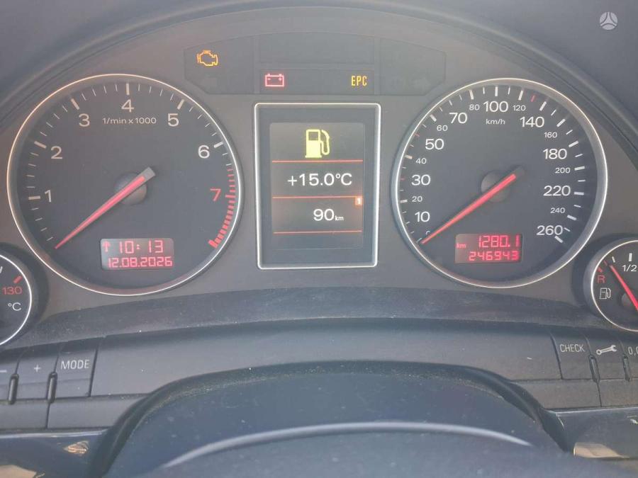 Grey Audi A4 2001 in Ukmerge, with an engine capacity of 1.60 L and mileage of 247 thousand km for 600 €, photo 8 on AUTOMOTO.COM.LV