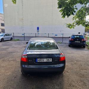 Pelēks Audi A4 2001 Viļņa, ar dzinēja tilpumu 1.98 L un nobraukumu 297 tūkst. km par 1100 €, foto 6 vietnē AUTOMOTO.COM.LV