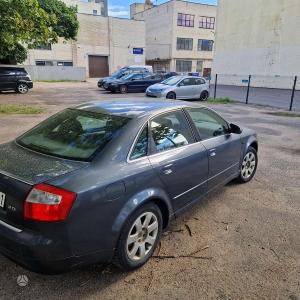 Pelēks Audi A4 2001 Viļņa, ar dzinēja tilpumu 1.98 L un nobraukumu 297 tūkst. km par 1100 €, foto 8 vietnē AUTOMOTO.COM.LV
