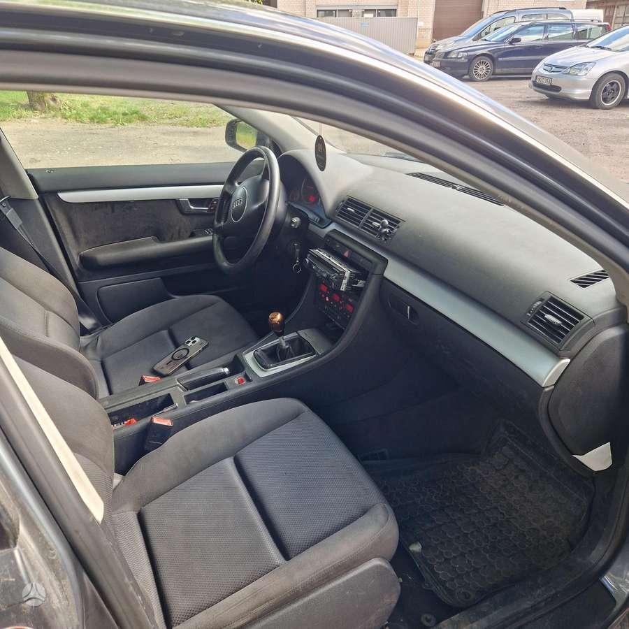 Pelēks Audi A4 2001 Viļņa, ar dzinēja tilpumu 1.98 L un nobraukumu 297 tūkst. km par 1100 €, foto 10 vietnē AUTOMOTO.COM.LV