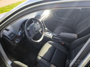 Pelēks Audi A4 2001 Jelgava, ar dzinēja tilpumu 2.00 L un nobraukumu 397 tūkst. km par 1350 €, foto 5 vietnē AUTOMOTO.COM.LV