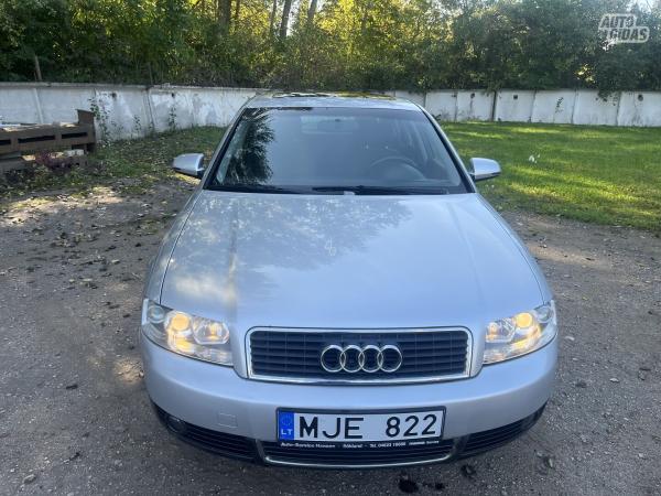 Grey Audi A4 2001 in Vilkaviskis, with an engine capacity of 2.00 L and mileage of 283 thousand km for 499 €, photo 9 on AUTOMOTO.COM.LV
