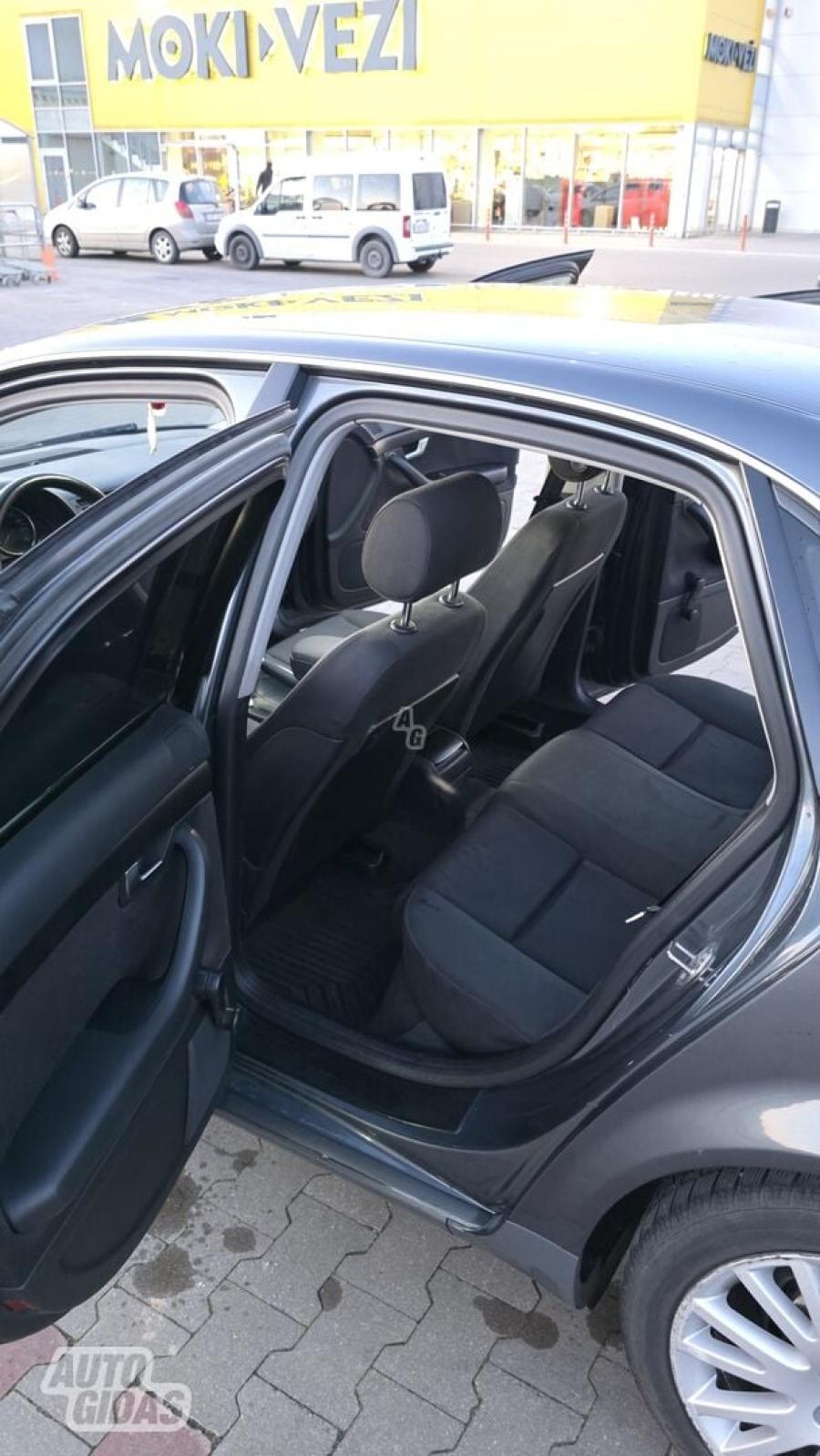 Grey Audi A4 2001 in Kaunas, with an engine capacity of 1.90 L and mileage of 318 thousand km for 1400 €, photo 8 on AUTOMOTO.COM.LV