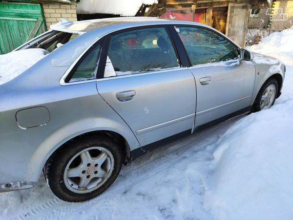 Pelēks Audi A4 2002 Molėtai, ar dzinēja tilpumu 2.00 L un nobraukumu 241 tūkst. km par 450 €, foto 3 vietnē AUTOMOTO.COM.LV