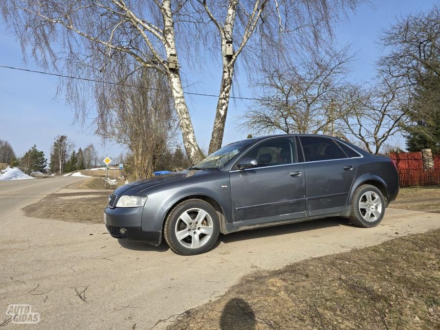 Pelēks Audi A4 2002 Plungė, ar dzinēja tilpumu 1.90 L un nobraukumu 612 tūkst. km par 1250 €, foto 2 vietnē AUTOMOTO.COM.LV