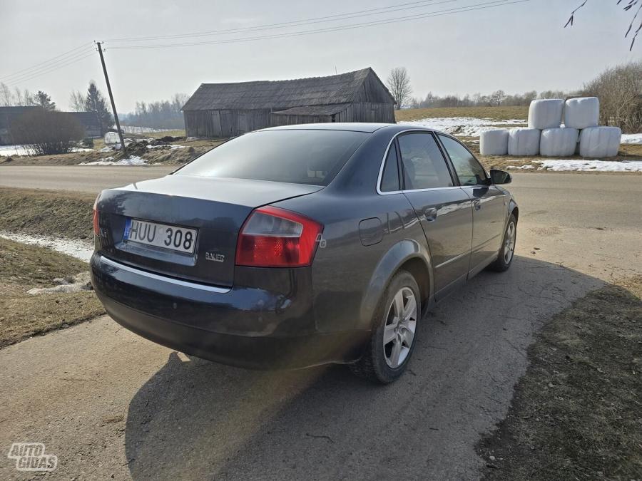 Pelēks Audi A4 2002 Plungė, ar dzinēja tilpumu 1.90 L un nobraukumu 612 tūkst. km par 1250 €, foto 4 vietnē AUTOMOTO.COM.LV