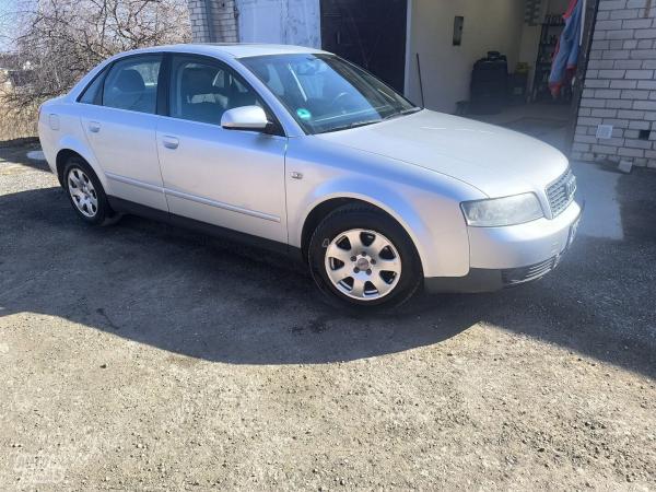 Pelēks Audi A4 2002 Šauļi, ar dzinēja tilpumu 2.00 L un nobraukumu 260 tūkst. km par 1450 €, foto 7 vietnē AUTOMOTO.COM.LV
