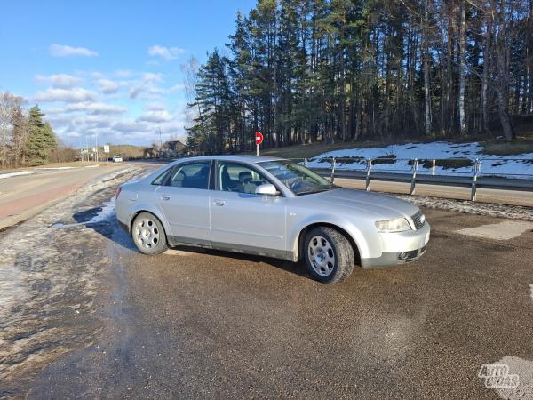 Pelēks Audi A4 2002 Zarasai, ar dzinēja tilpumu 2.00 L un nobraukumu 311 tūkst. km par 1500 €, foto 5 vietnē AUTOMOTO.COM.LV