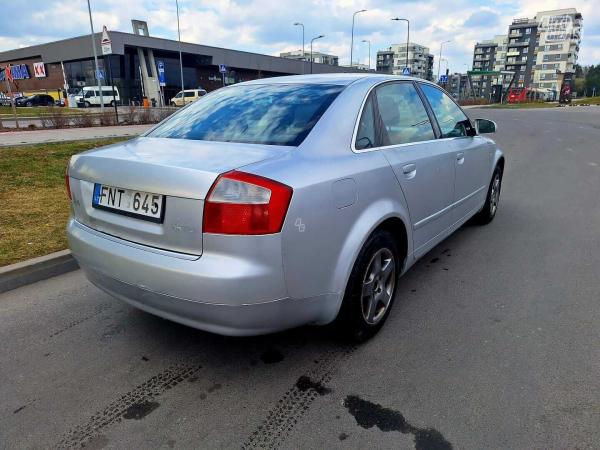 Pelēks Audi A4 2002 Viļņa, ar dzinēja tilpumu 1.90 L un nobraukumu 408 tūkst. km par 790 €, foto 4 vietnē AUTOMOTO.COM.LV
