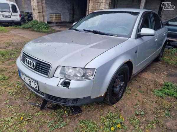 Pelēks Audi A4 2002 Ignalina, ar dzinēja tilpumu 1.90 L un nobraukumu 400 tūkst. km par 510 €, foto 3 vietnē AUTOMOTO.COM.LV