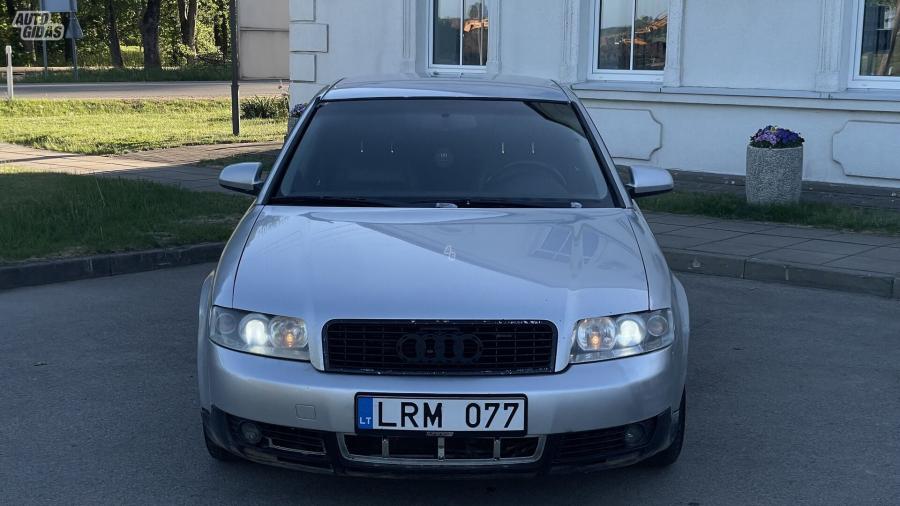 Pelēks Audi A4 2002 Šilutė, ar dzinēja tilpumu 1.90 L un nobraukumu 422 tūkst. km par 699 €, foto 6 vietnē AUTOMOTO.COM.LV