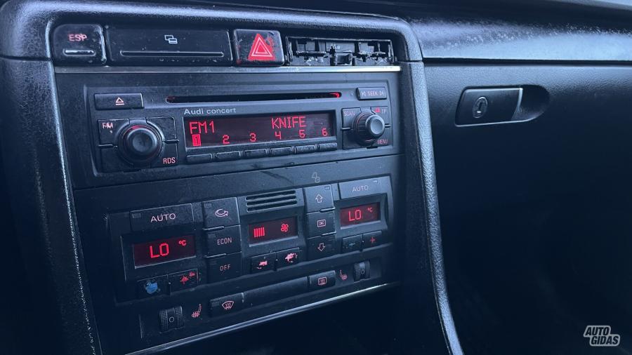 Pelēks Audi A4 2002 Šilutė, ar dzinēja tilpumu 1.90 L un nobraukumu 422 tūkst. km par 699 €, foto 15 vietnē AUTOMOTO.COM.LV